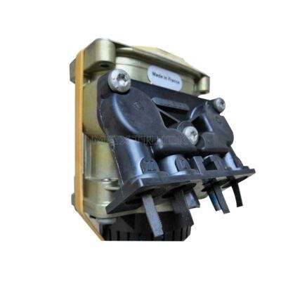 Wabco Foot Brake Valve 9650010022 for Renault 5001857060 - Euro truck ...